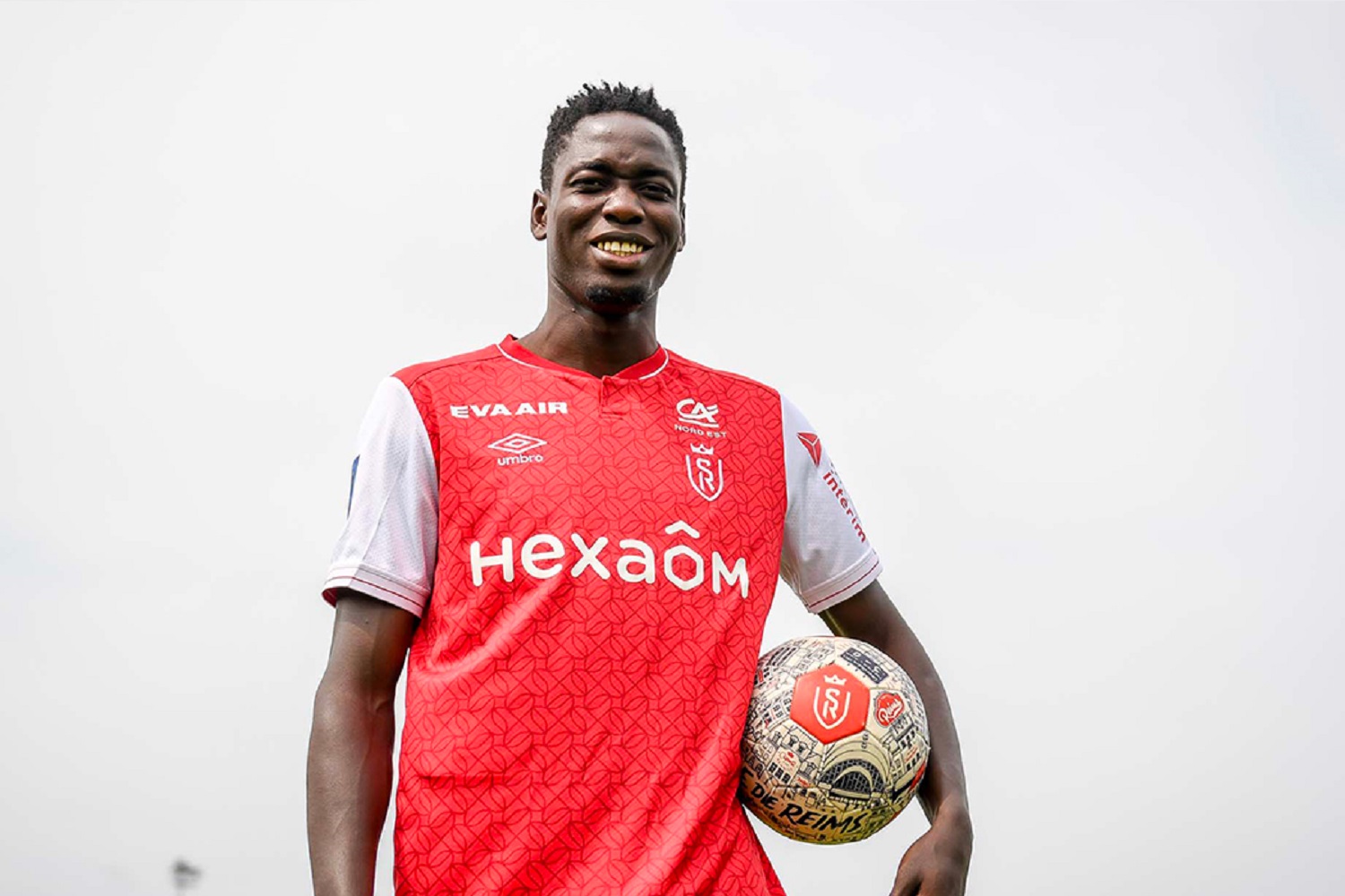 Le Stade de Reims annonce l'arrivée de Joseph Okumu en défense • Sport Club